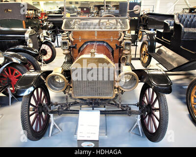 The 1912 Ford Torpedo Runabout, a 4-cylinder, 24-horsepower vehicle, is ...
