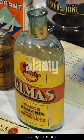 Elmas Wasch Ammonia is a household cleaning product. The image features ...
