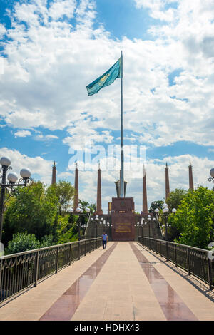 View over Shymkent independence park monument statue, Kazakhstan Stock ...