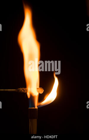 sodium burning in air in a deflagrating spoon Stock Photo - Alamy
