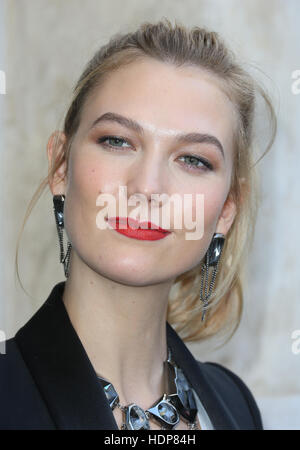 Karlie Kloss makes an in-store appearance at Swarovski Featuring ...