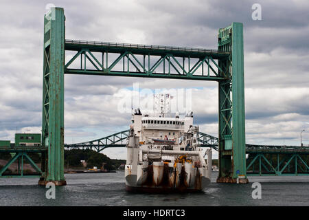 The cable laying ship Tycom Reliance, entering Portsmouth New Hampshire ...