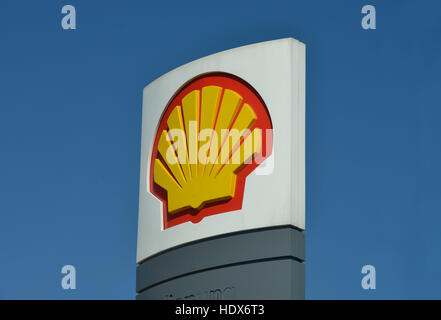 Shell, Tankstelle. Logo Stock Photo: 117688168 - Alamy