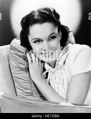 MAUREEN O'SULLIVAN (1911-1998) Irish-American film actress about 1935 ...