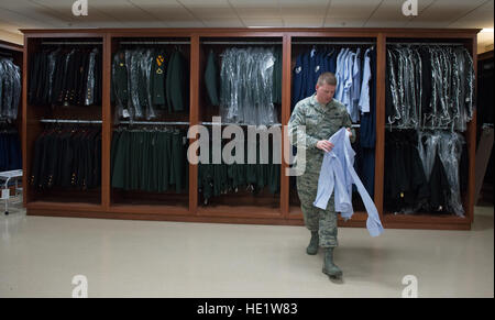 Staff Sgt. Nicholas Wavra, Dover mortuary affairs, uniforms non ...