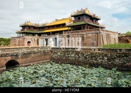Ngo Mon gate, Imperial City, Hue, Vietnam Stock Photo - Alamy