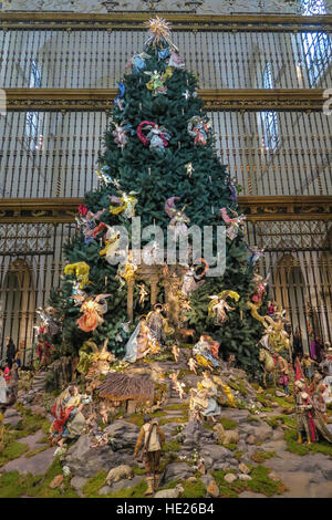 The Christmas Tree at The Metropolitan Museum of Art is a holiday ...