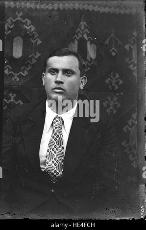 Two portraits from the Costica Acsinte Archive, Ialomita, Romania Stock ...