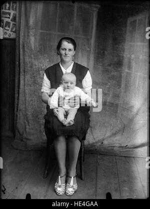 A touching photograph of a mother and child from rural Romania ...