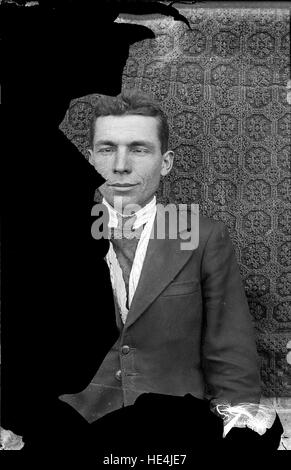 Two portraits captured by Costica Acsinte, presenting historical ...