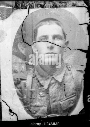 Two images: portraits reproductions from the Costica Acsinte Archive ...