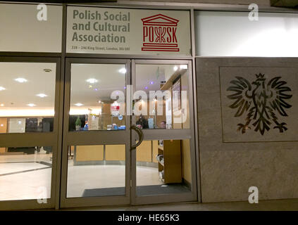 Entrance to the Polish Social and Cultural Association "POSK" in King ...
