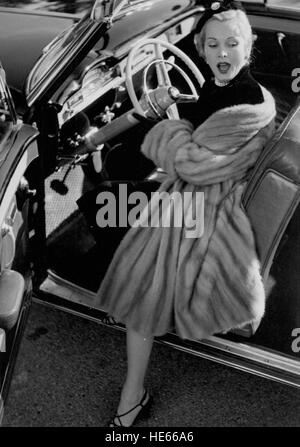 ZSA ZSA GABOR (born Sari Gabor, February 6, 1917 - December 18, 2016 ...