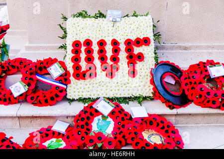 north belfast uvf ulster volunteer force loyalist wall mural painting ...