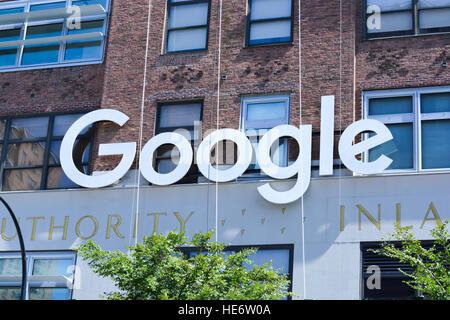 A Google headquarters building in Manhattan, New York City Stock Photo ...