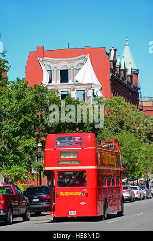 Sightseeing tour bus, Toronto , Canada Stock Photo - Alamy
