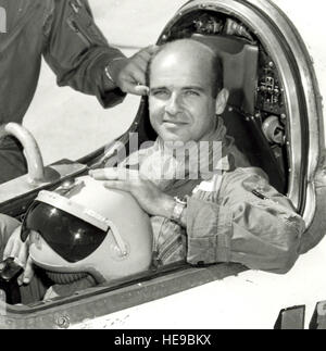 (Left) U.S. Air Force Capts. Justin Borgerding and Matthew Weinberg ...