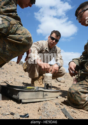 U.S. Marines Corps explosive ordnance disposal (EOD) technicians with ...