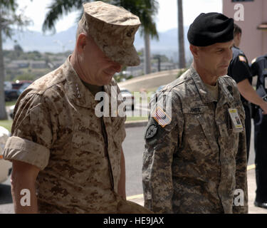 U.S. Marine Brig. Gen. James A. Ryans, right, the assistant division ...