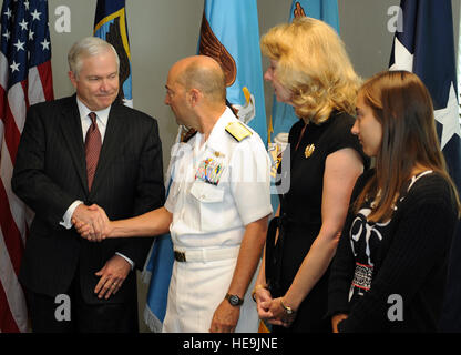ADM James G. Stavridis (2 Stock Photo - Alamy