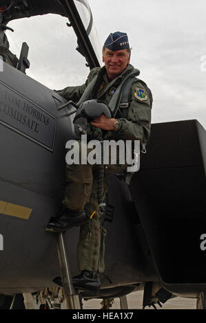 Gen. William T. Hobbins, U.S. Air Forces in Europe commander, admires ...