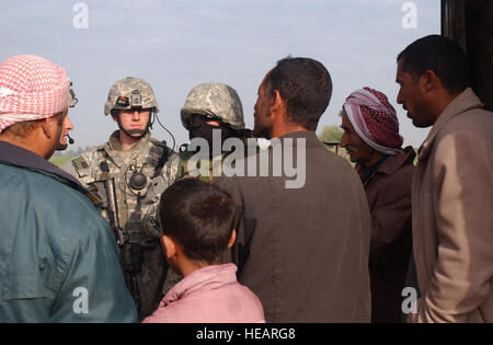 U.S. Air Force 1st Lts. Andrew Crispin and Emily Barkemeyer, C-17 ...