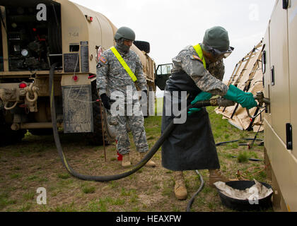 U.S. Army Pfc. William Colon, and Spc. Francisco Diaz , petroleum ...