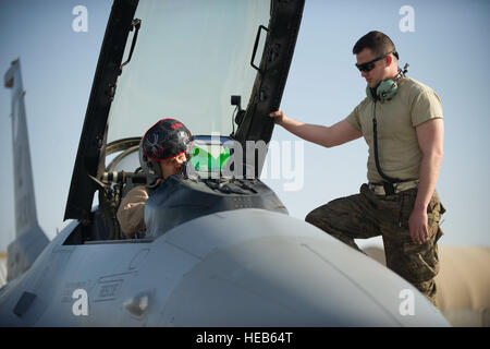 Capt. Chris Hill, Chief of Staff for Naval Air Force Atlantic, arrives ...