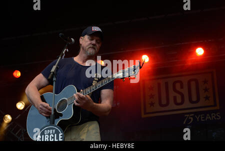 Country singer Trace Adkins during a segment of the "Late Late Show ...