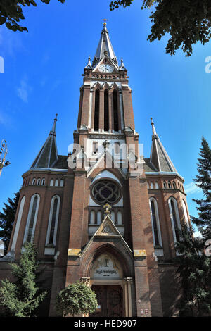 Rumänien, Banat, Stadt Arad, Stadtzentrum, Häuser entlang des Boulevard ...