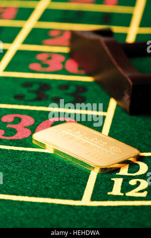 Gold bars on roulette table with slider Stock Photo - Alamy