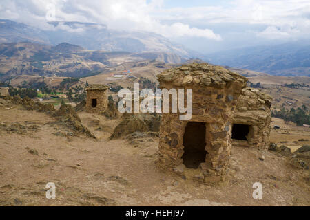 Chullpas of Ninamarca - Lupaca burial chambers Stock Photo - Alamy
