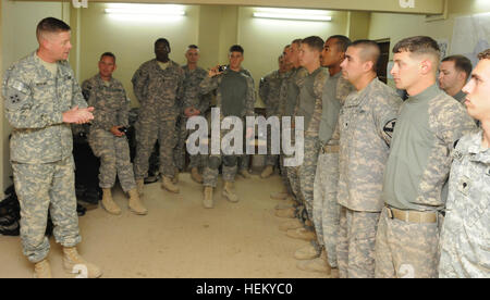 Maj. Gen. David Perkins, commanding general of U.S. Division - North ...