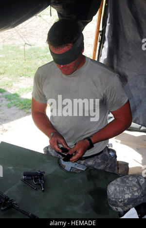 Soldiers from the 65th MP (Military Police) Company Airborne, 503rd MP ...