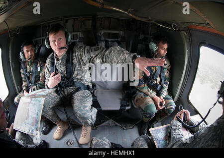 Army Col. Trevor Bredenkamp, 1st Brigade Combat Team commander, Fort ...