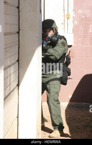 The Fort Carson Special Reaction Team, comprised of Soldiers from the ...