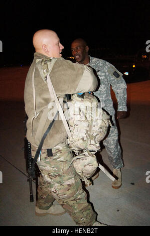 Soldiers from the 57th Expeditionary Signal Battalion, 11th Signal ...