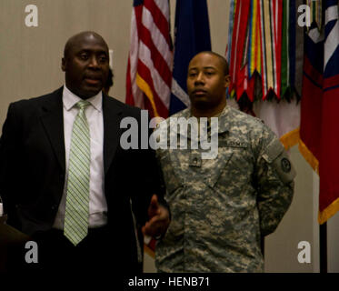 Deputy Chief Of Staff Hodges Anthony presents retired U.S. Air Force ...