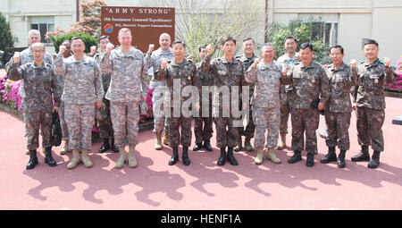 19th ESC Commanding General Visits 501st SBDE Troops by 501st ...