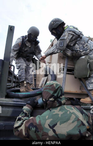 Soldiers from the 318th Chemical Company participate in Red Dragon 14 ...