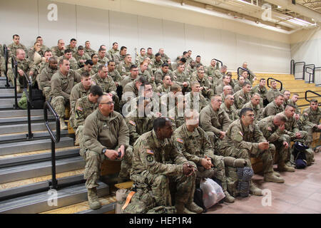 Soldiers from 1st Battalion, 158th Infantry Regiment, Arizona Army ...