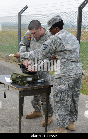 U.S. Army Staff Sgt. Enrico Arroyo assigned to Allied Forces North ...