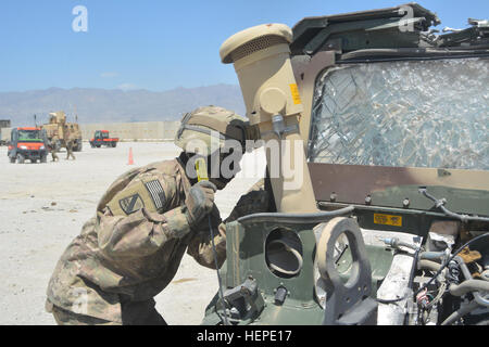 Soldiers from 802nd Ordnance Company, a U.S. Army Reserve unit from ...