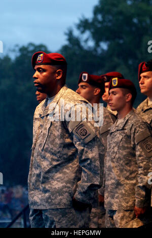 The 82nd Airborne Division Chorus performed the national anthem at ...