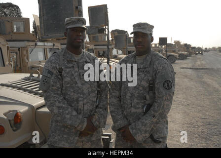 Soldiers assigned to 716th Military Police Battalion, Fort Campbell, Ky ...