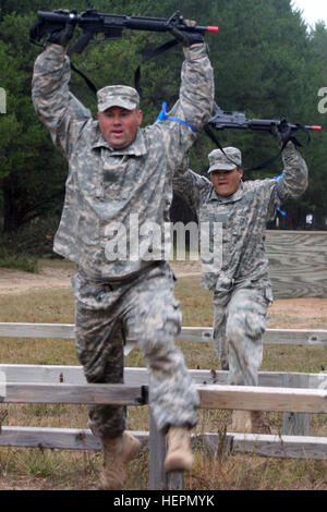 Soldiers from Charlie Troop, 1-303rd Cavalry, 81st Brigade Combat Team ...