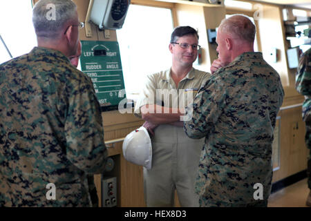 Maj. Gen. James S. Hartsell and Sgt. Maj. Bradley Kasal, Commanding ...