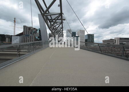 Oslo, Norway - Akrobaten pedestrian bridge Stock Photo - Alamy