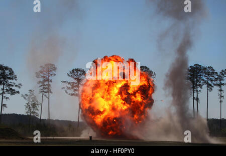 Big Explosive Wall of Fire Explosion Fire Details Stock Photo - Alamy