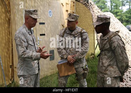 Students from the Ground Supply Officer Course at the Marine Corps ...